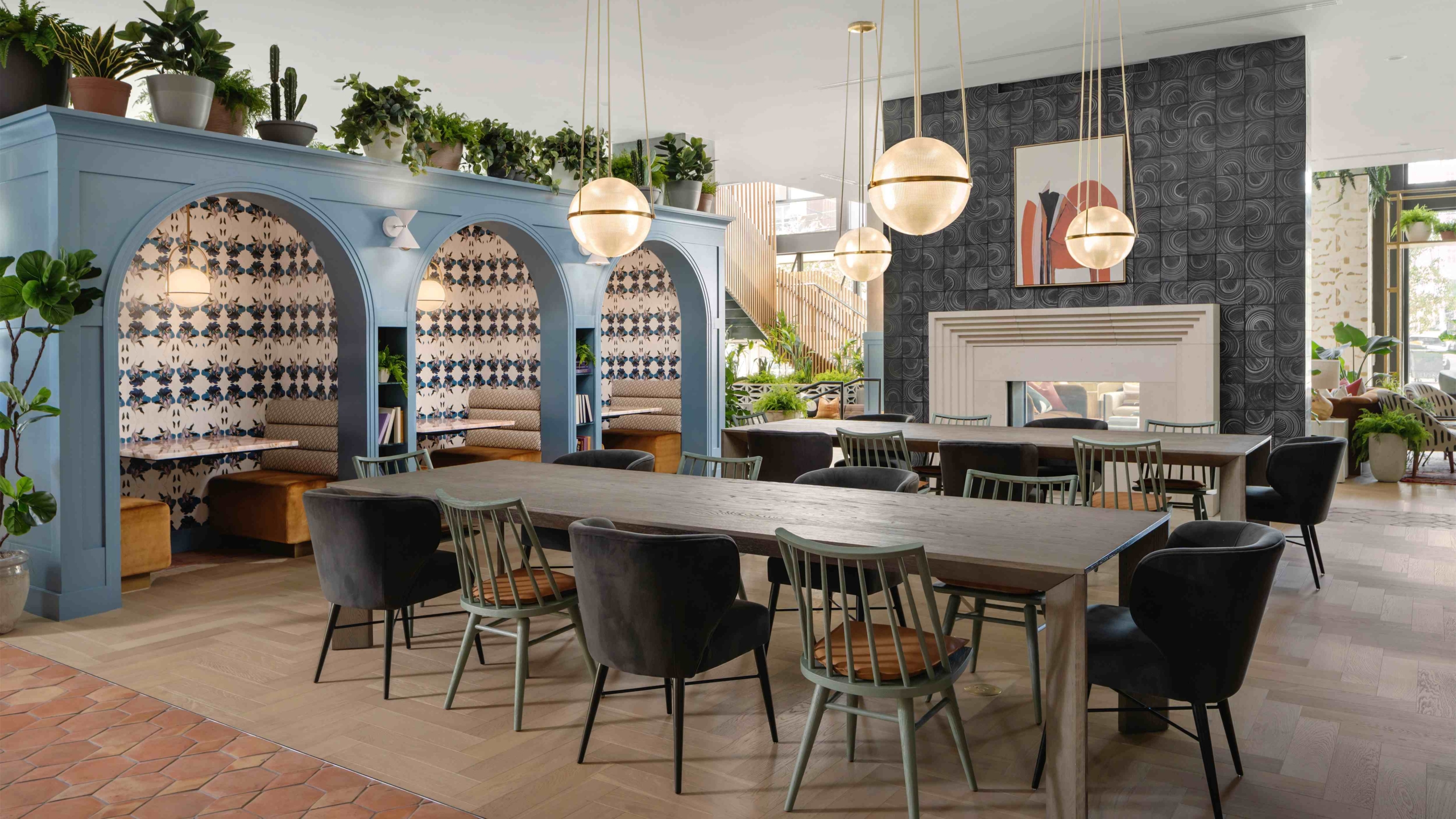 Waterloo: 2400 Seton Ave | Student Housing near UT Austin