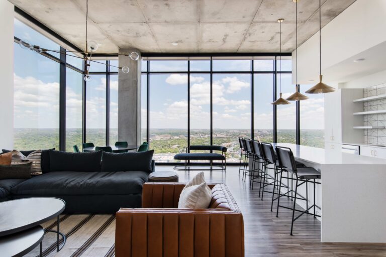 Waterloo: 2400 Seton Ave | Student Housing near UT Austin