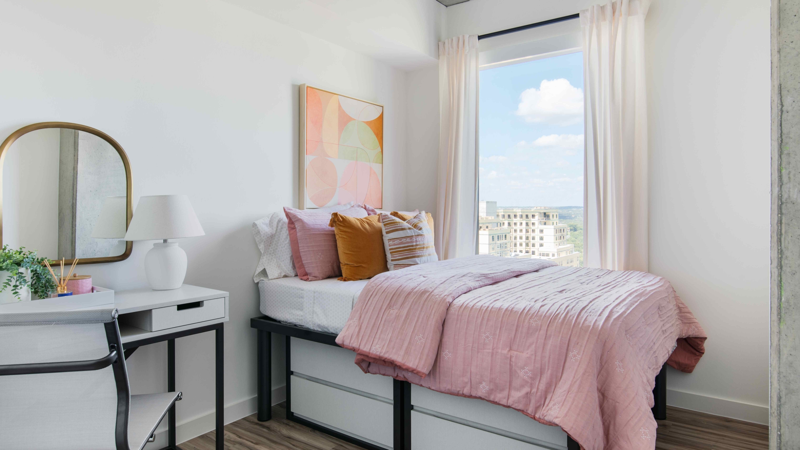 Waterloo: 2400 Seton Ave | Student Housing near UT Austin